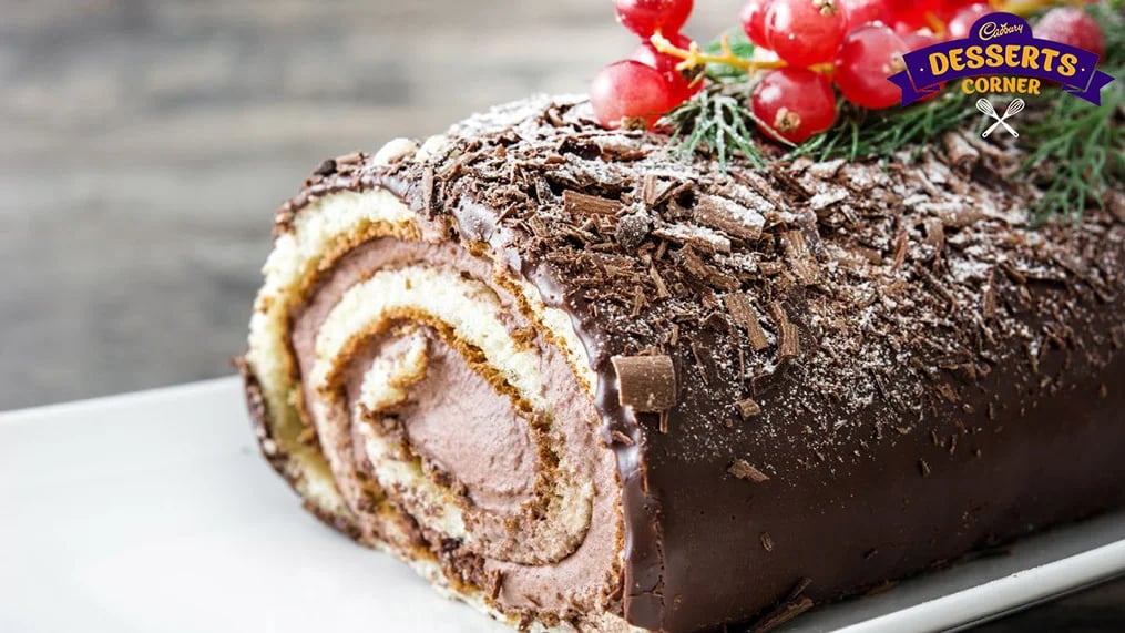 Creating the Perfect Yule Log; A Detailed Guide, to Making a Festive Cake