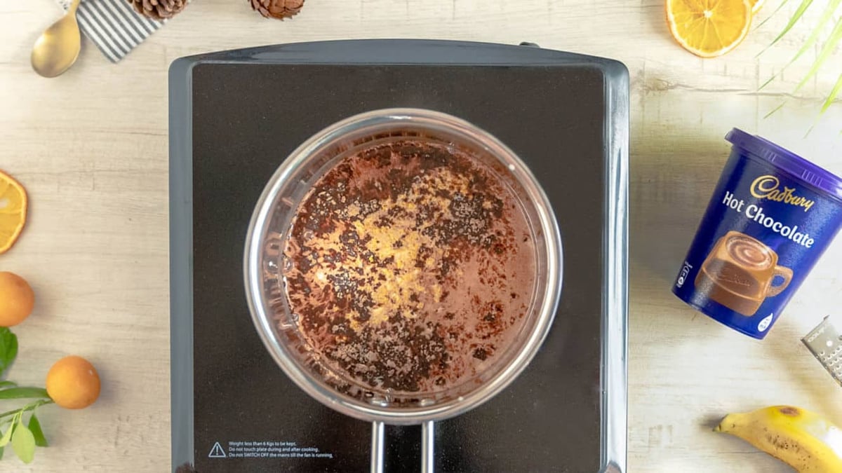 Banana & Orange Zest Hot Chocolate Recipe | Cadbury Desserts Corner