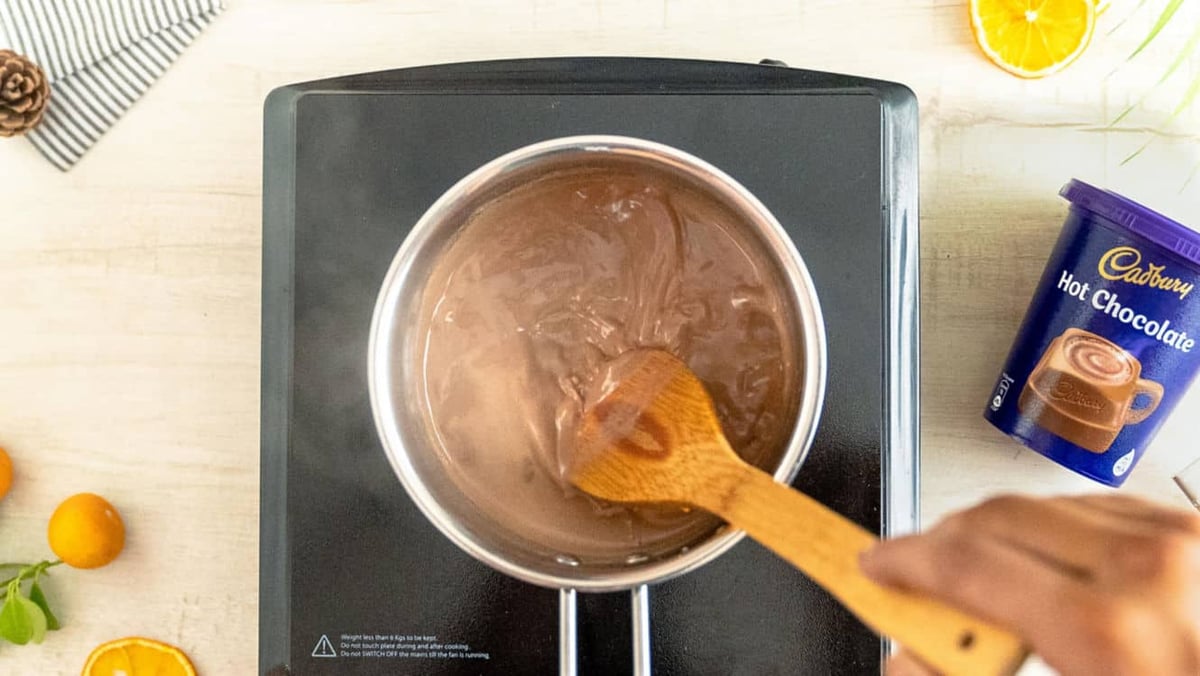 Banana & Orange Zest Hot Chocolate Recipe | Cadbury Desserts Corner