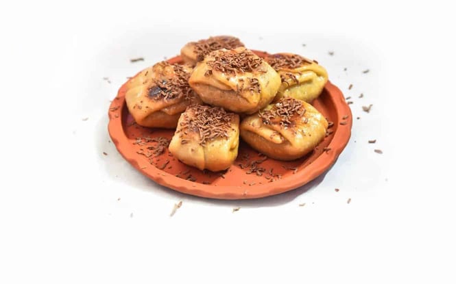 Choco Lava Lobongo Lotika Recipe | Desserts Corner