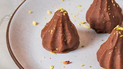 Frozen Hot Chocolate: How A Beloved Dessert Was Born