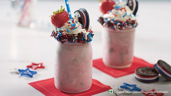 Oreo Berry Milk Shake Recipe | Desserts Corner