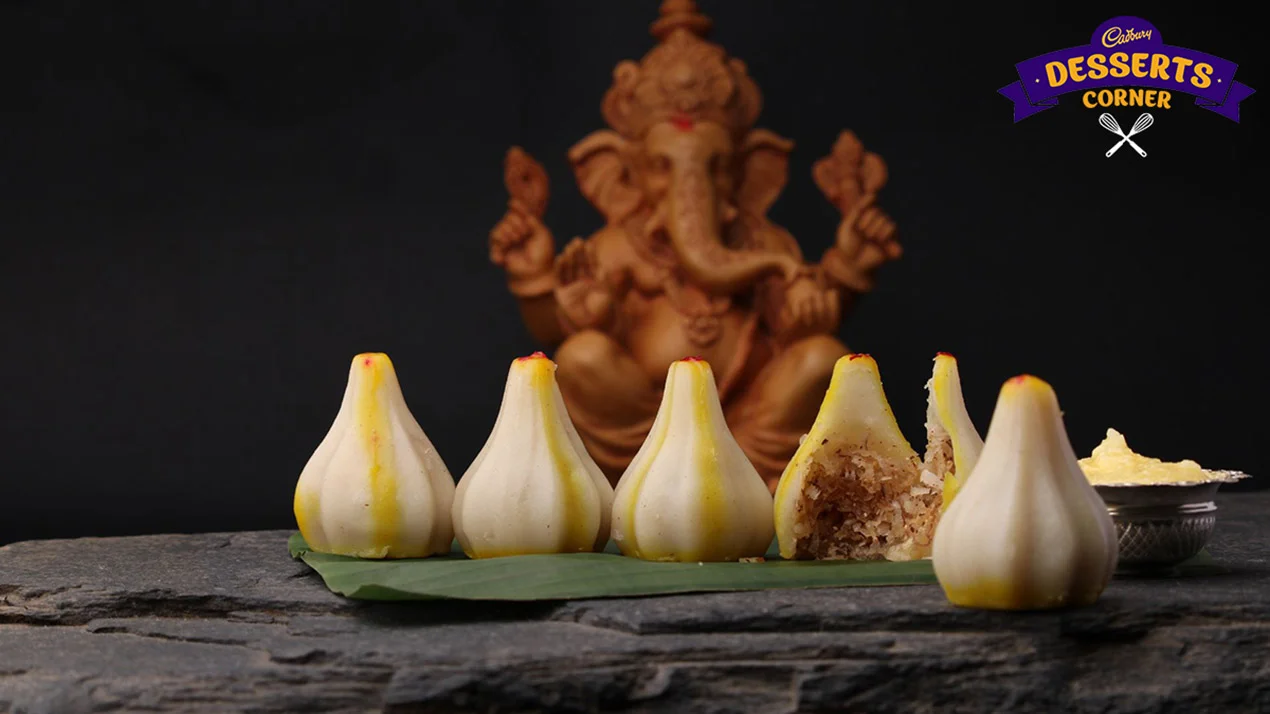 6 Regional Sweets From Maharashtra That are Lip-Smackingly Delicious ...