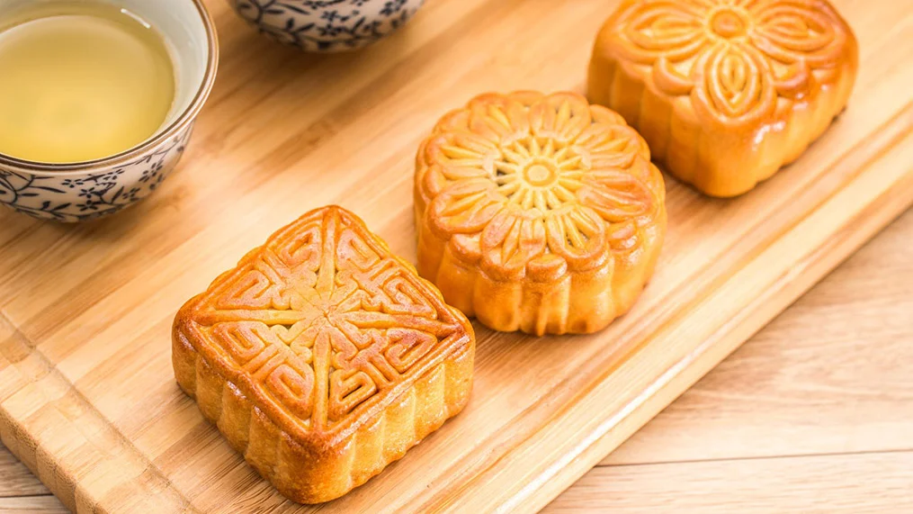 The Legend of the Chinese Mooncakes, Myths and Their Cultural ...