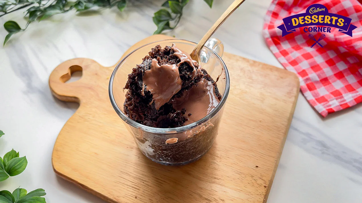 Oreo Mug Cake | Desserts Corner