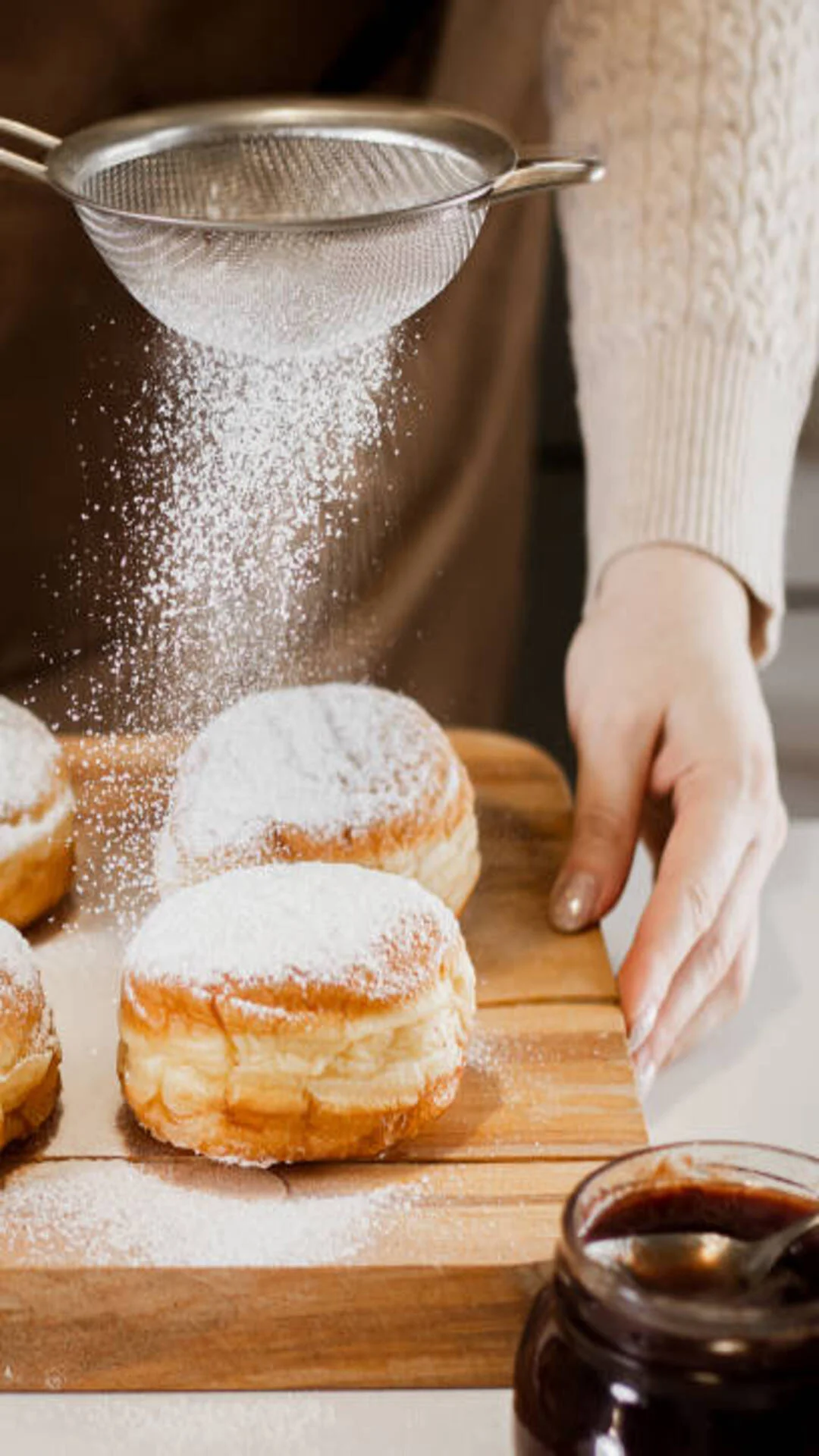 7 Traditional Hanukkah Desserts To Celebrate The Festival