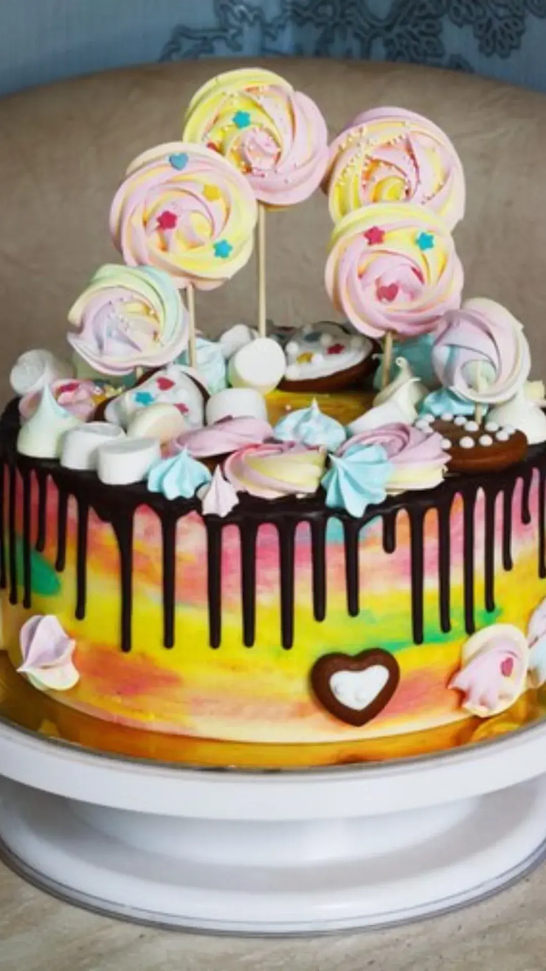 Creative Cartoon Character Cake Designs For Girls