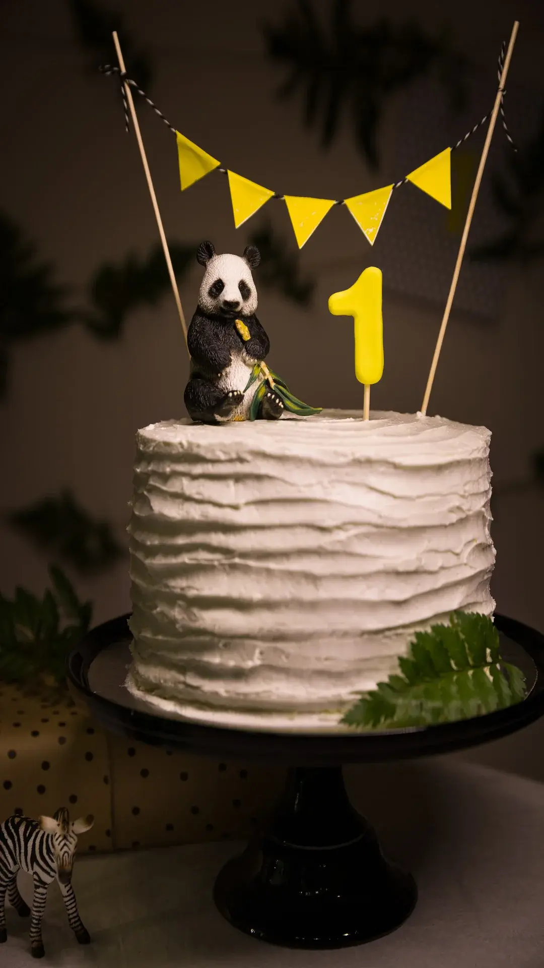 Easy Fondant Panda Cake Recipe For Beginners