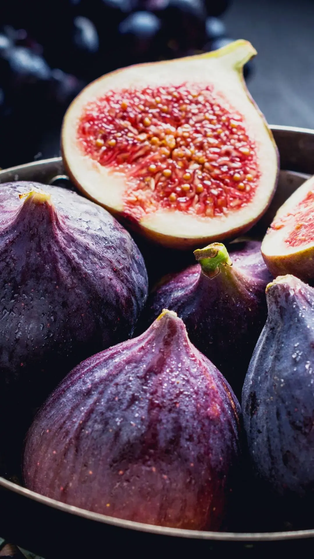 Fig-focused Desserts: 4 Elegant Treats Showcasing the Delicacy of Figs