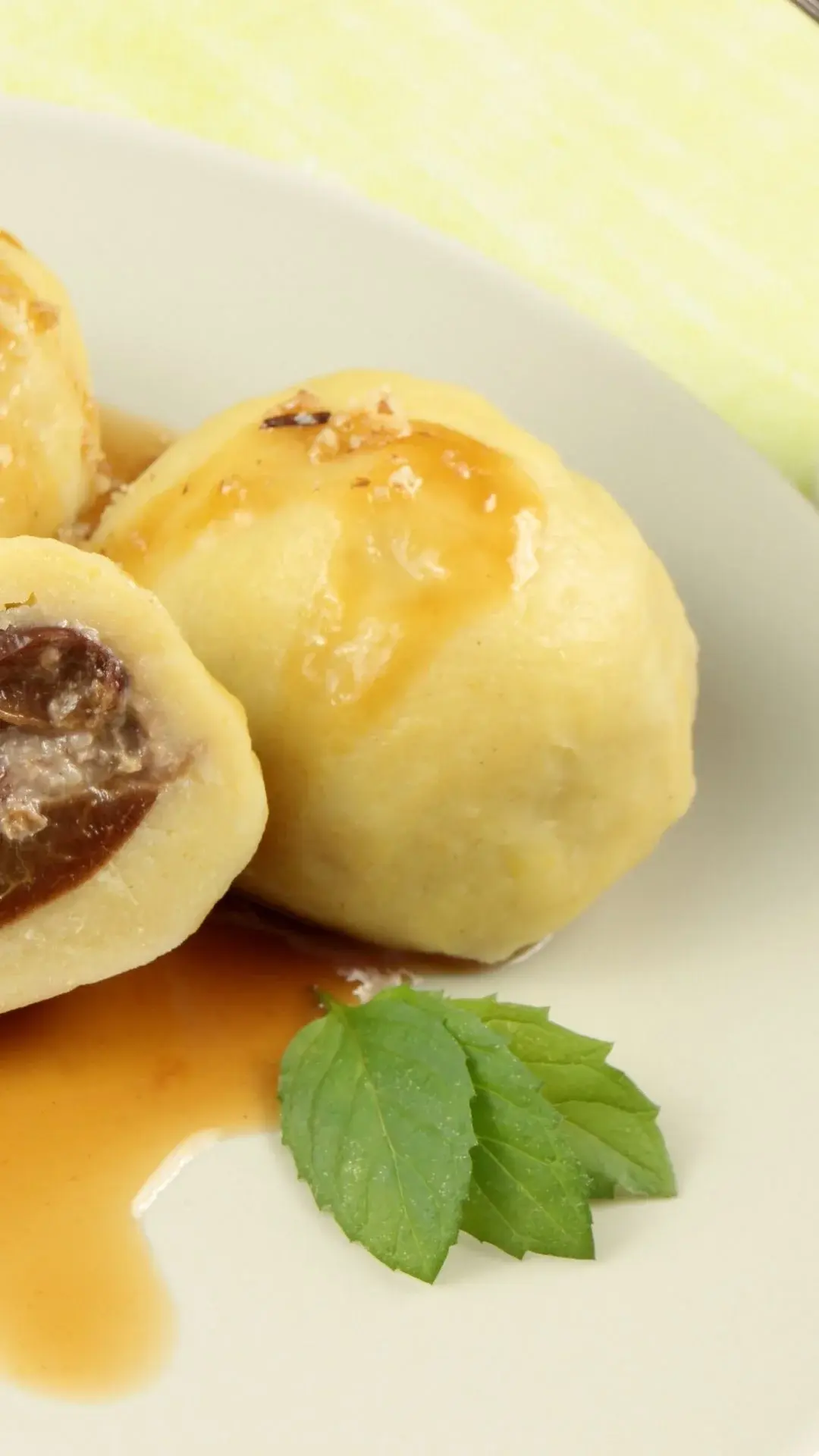 Fruit Dumplings Around the World: 4 Delicate Dumpling Desserts to Savor