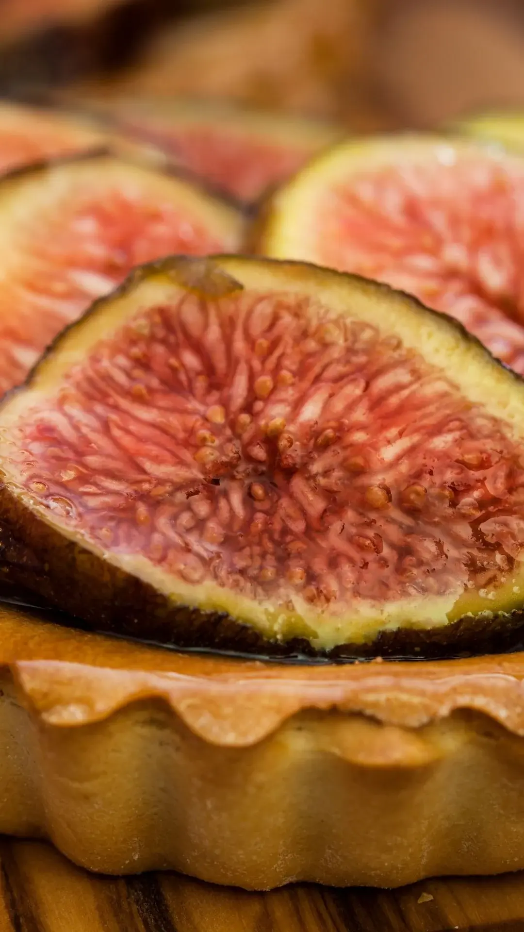 Honey-Caramelized Fig Tart: A Sophisticated Dessert for Special Occasions