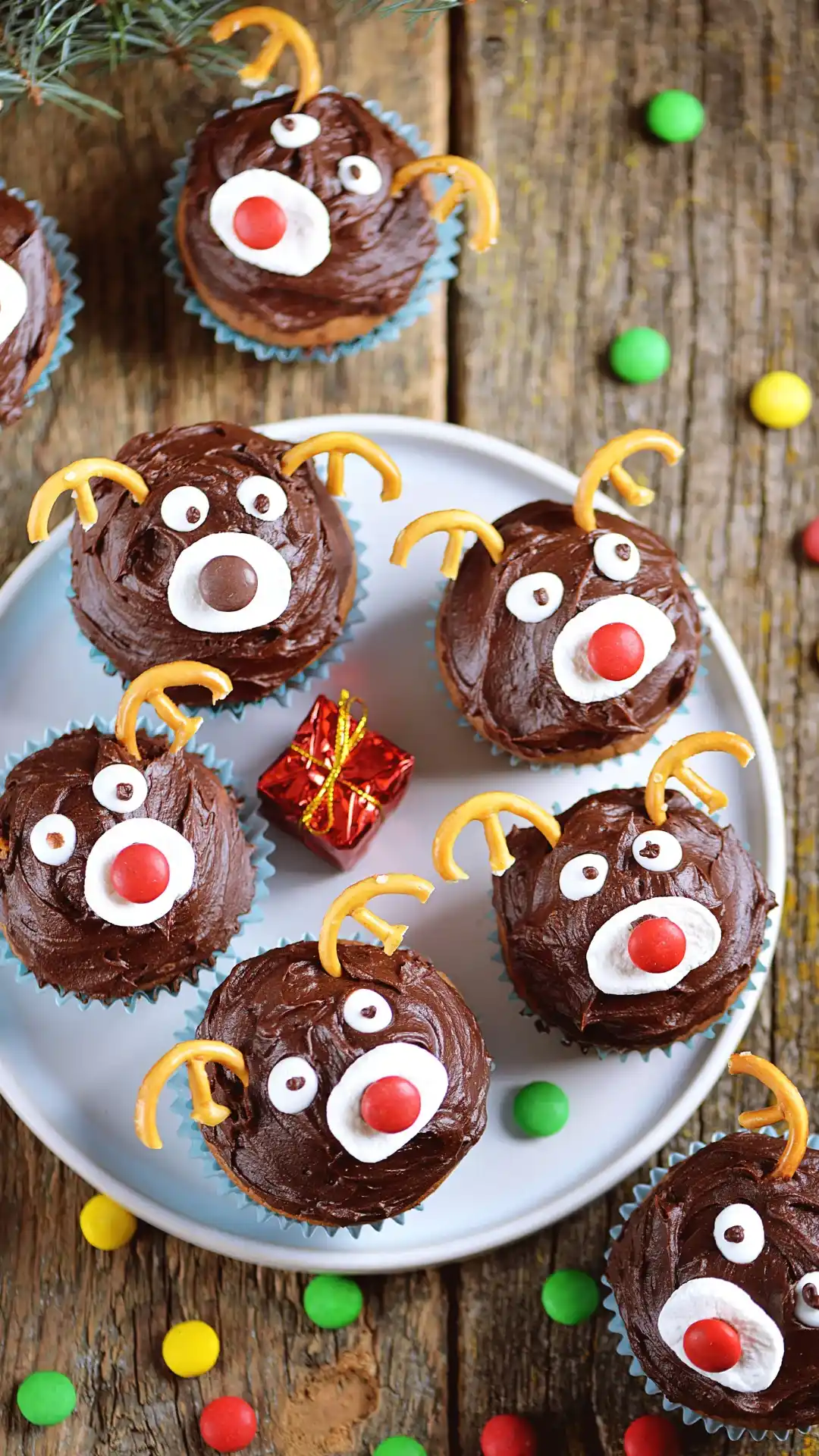 Kid-Friendly Reindeer Cupcake Designs For A Christmas Birthday Party