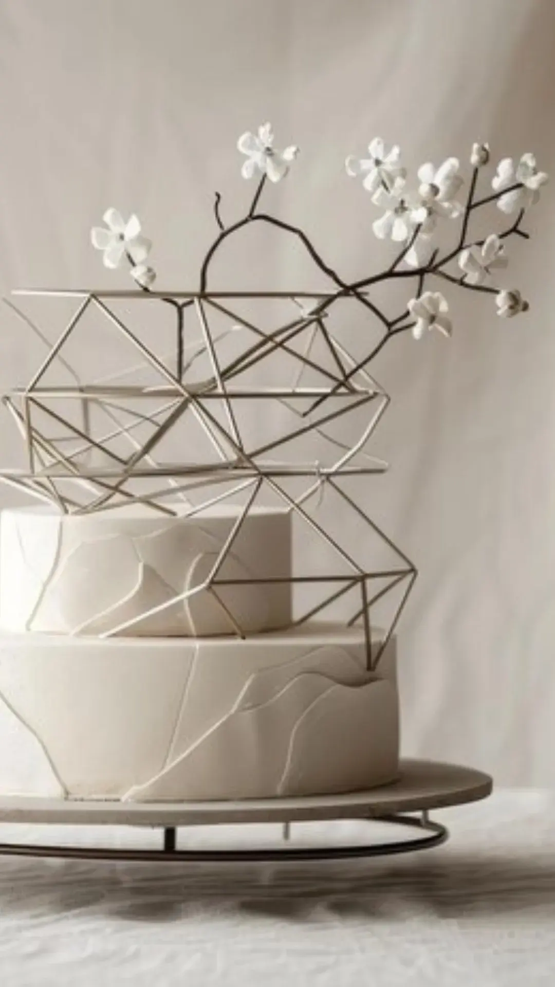 Minimalist Cake Designs For A Simple Yet Elegant Anniversary