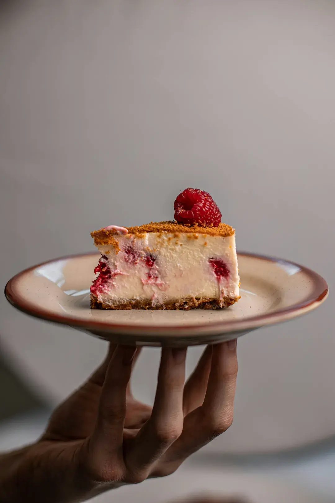 No-Bake Raspberry Cheesecake: A Simple Delight
