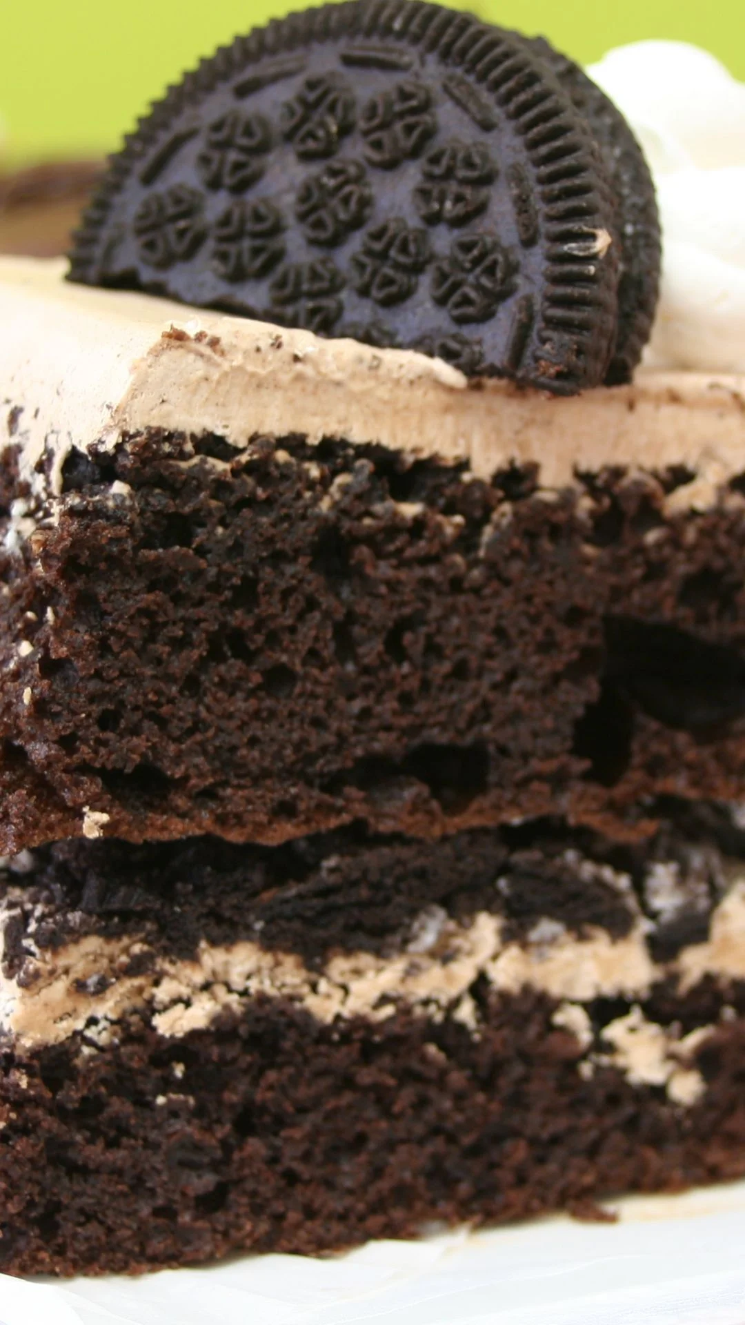 Oreo Artistry: Decorating Cakes and Cupcakes with America's Favorite Cookie