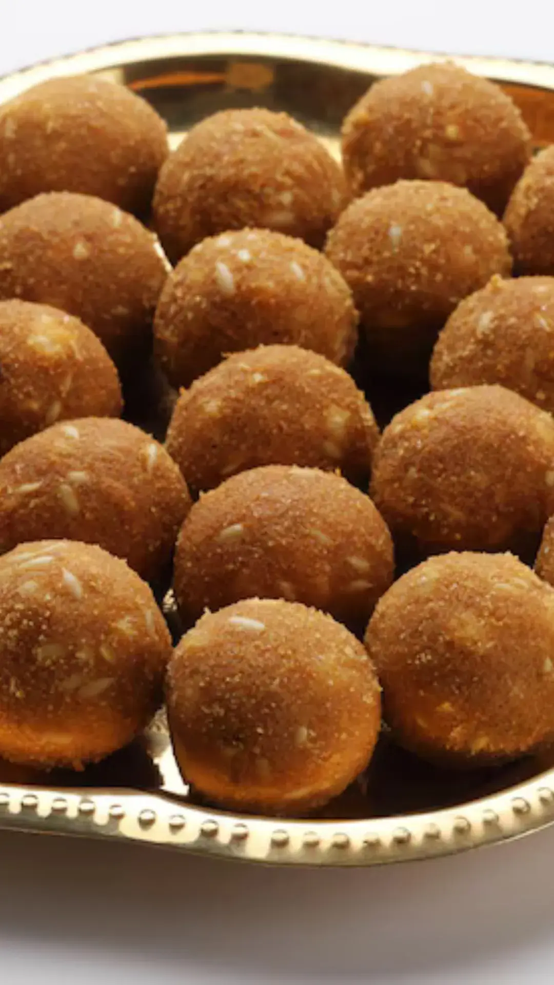 Secrets To Perfect Rava Besan Ladoo: A Festive Favorite