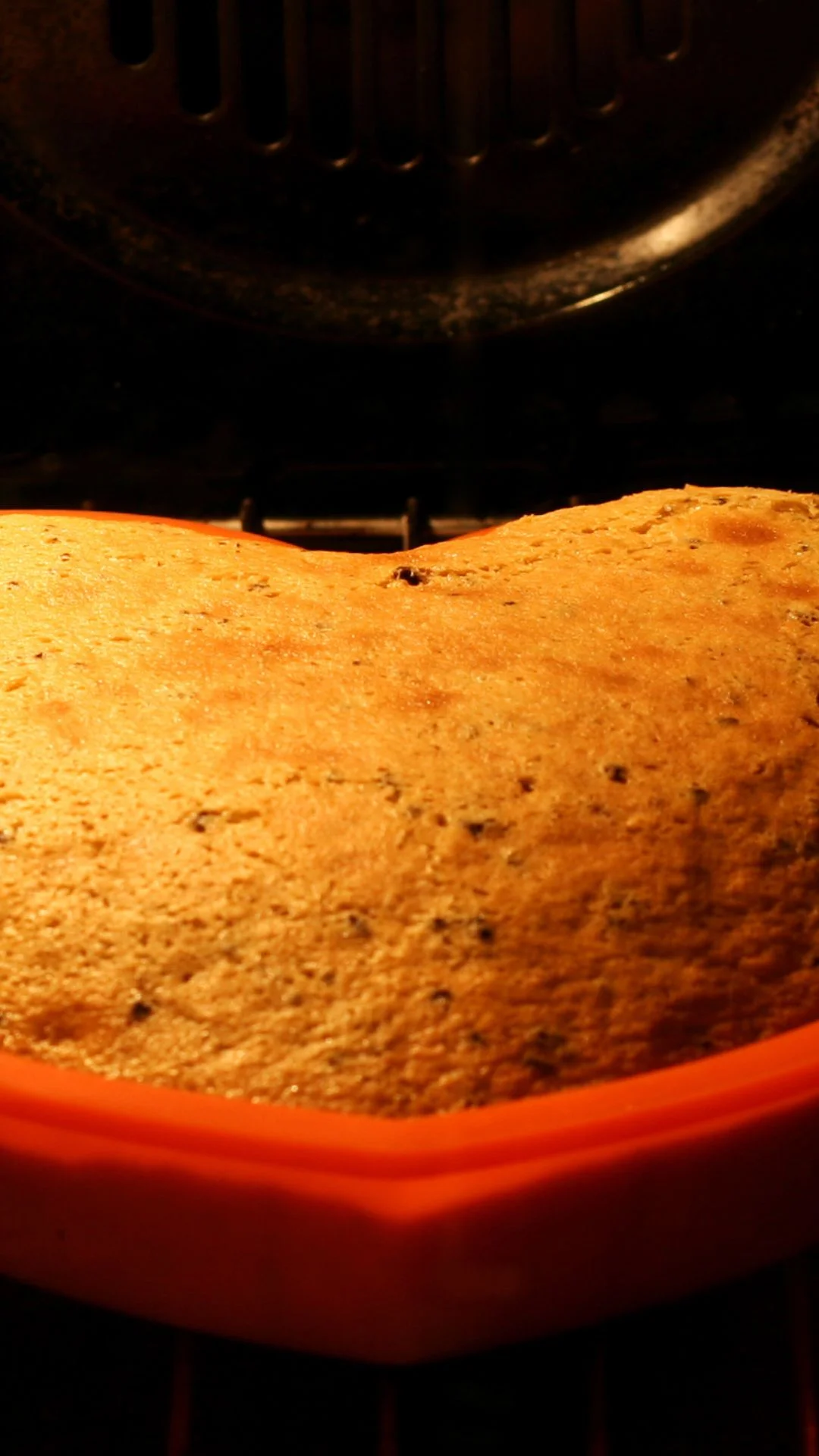 The Science Behind Baking Powder: How It Makes Your Cakes Rise
