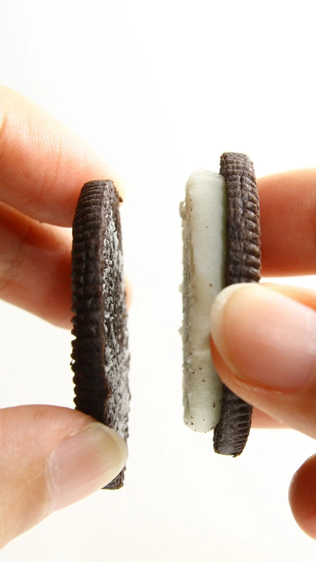 The Science of the Twist: Deconstructing the Oreo Eating Ritual