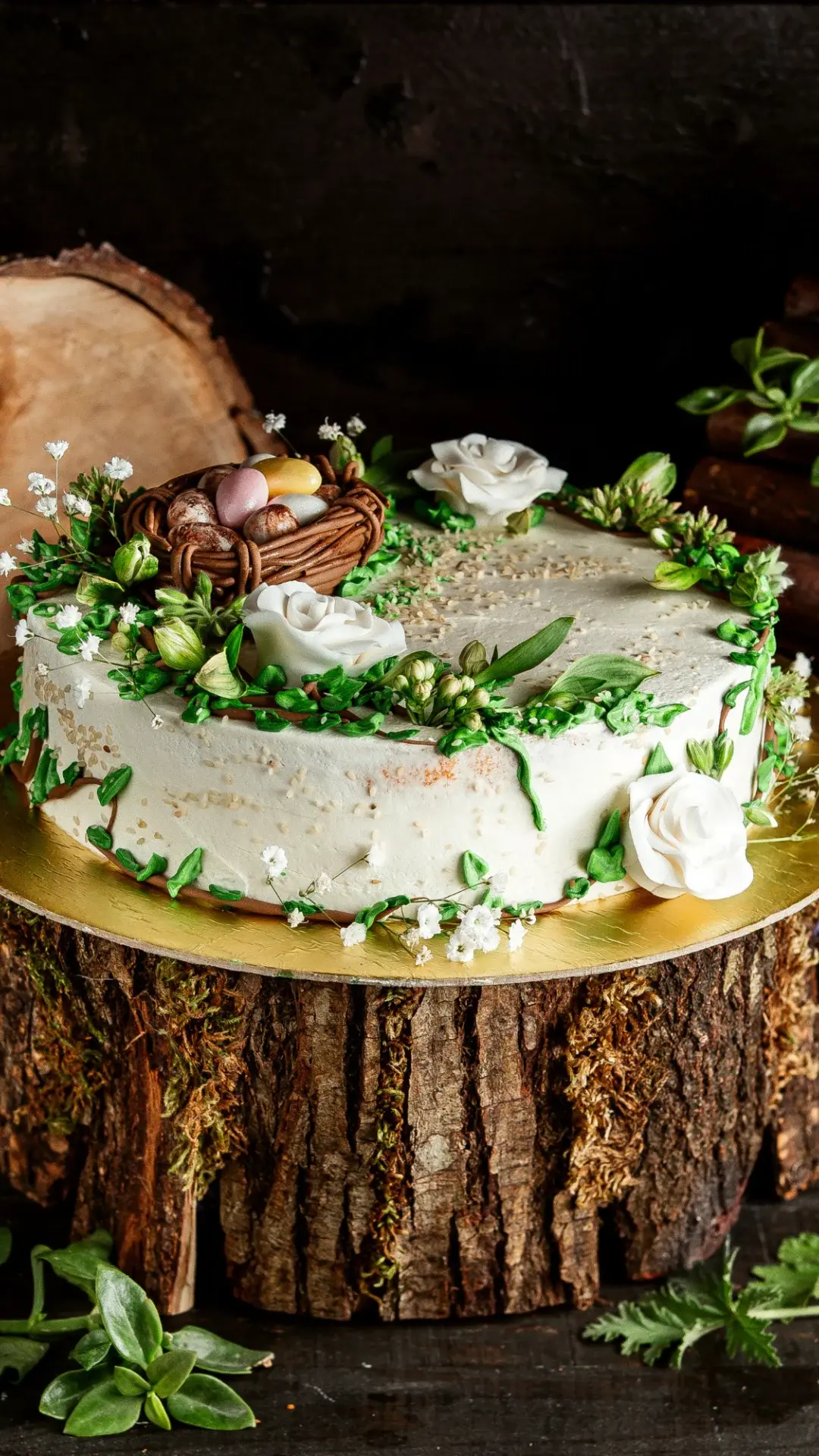 Tips For Using Fresh Herbs In Cake Designs